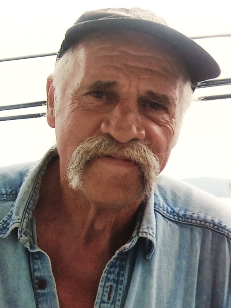 Benoit dit «Benzo» LABRIE - Avis de décès | Coopérative funéraire du Fjord